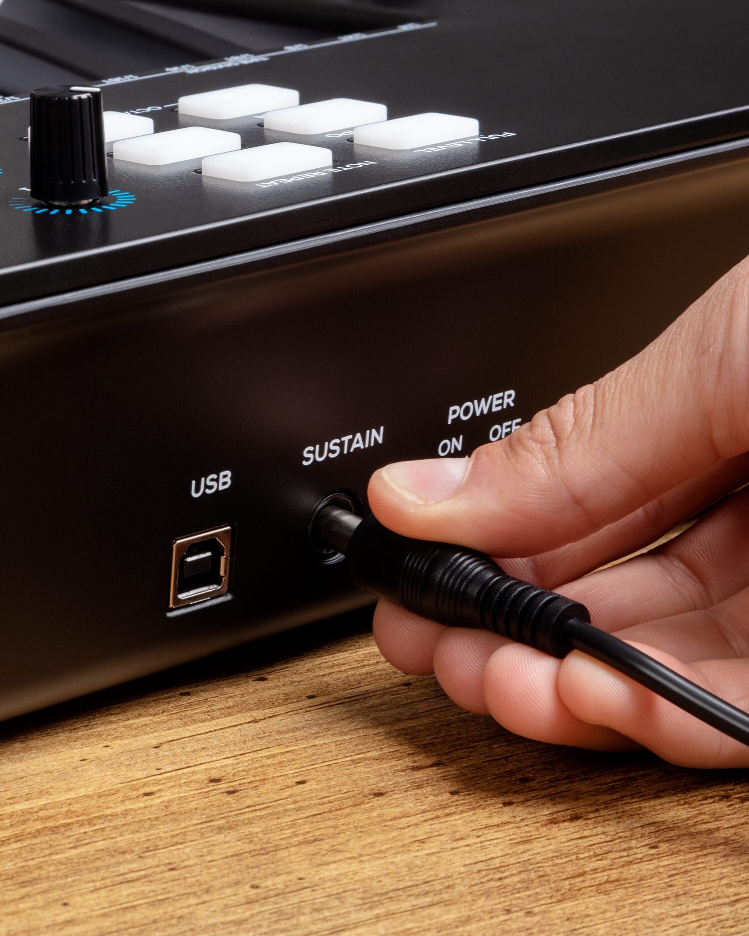 Alesis V61 MKII USB MIDI Keyboard Controller, 61-Key | zZounds